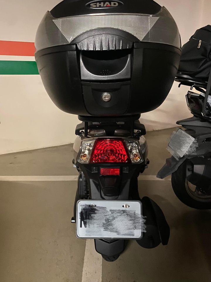 SYM WOO淺棕開箱 - Mobile01